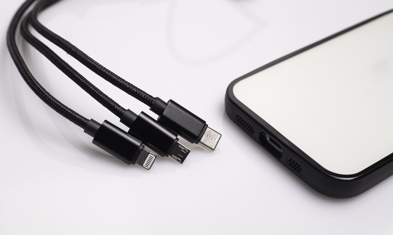 3in1 USB Ladekabel für USB-C, Lightning und Micro USB